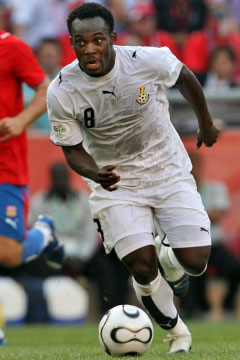 Essien gets new boss at Chelsea as Mourinho departs